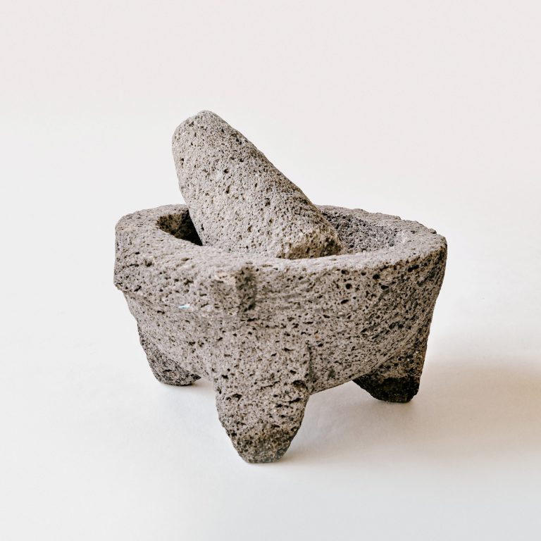 Molcajete vs. Granite Mortar and Pestle - Cookly Magazine